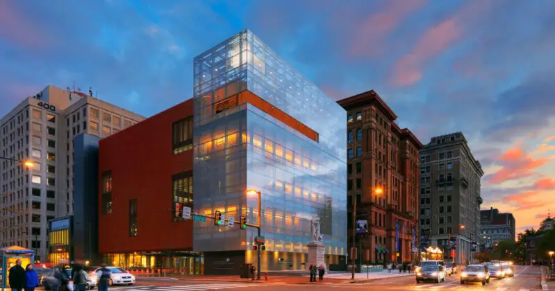 20 Most Famous Buildings in Philadelphia - Archeetect