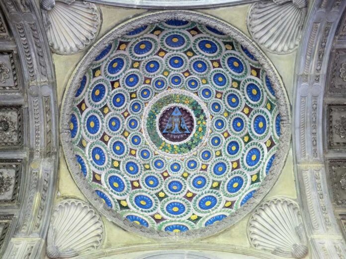 Pazzi Chapel: A Renaissance Architecture Treasure - Archeetect